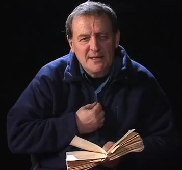 Bardfilm: Littererchewer: Tony Harrison reads "Them & [uz]"